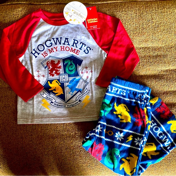 Wizarding World | Pajamas | New Boys Size 4 Harry Potter Pajama Set ...